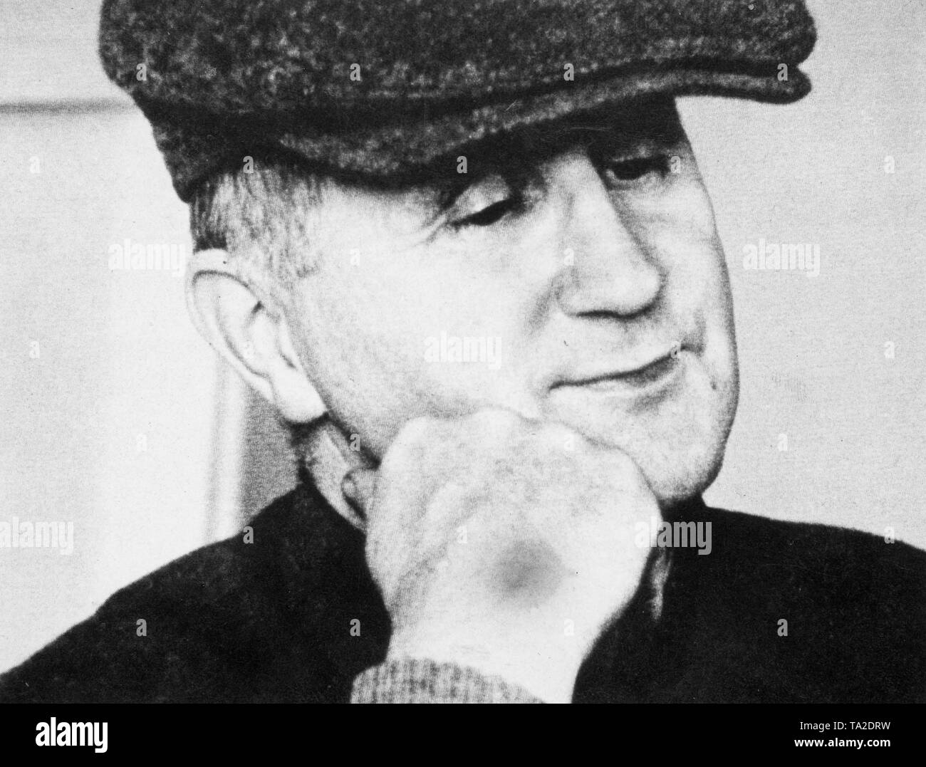 Bertolt hi-res stock photography and images - Alamy