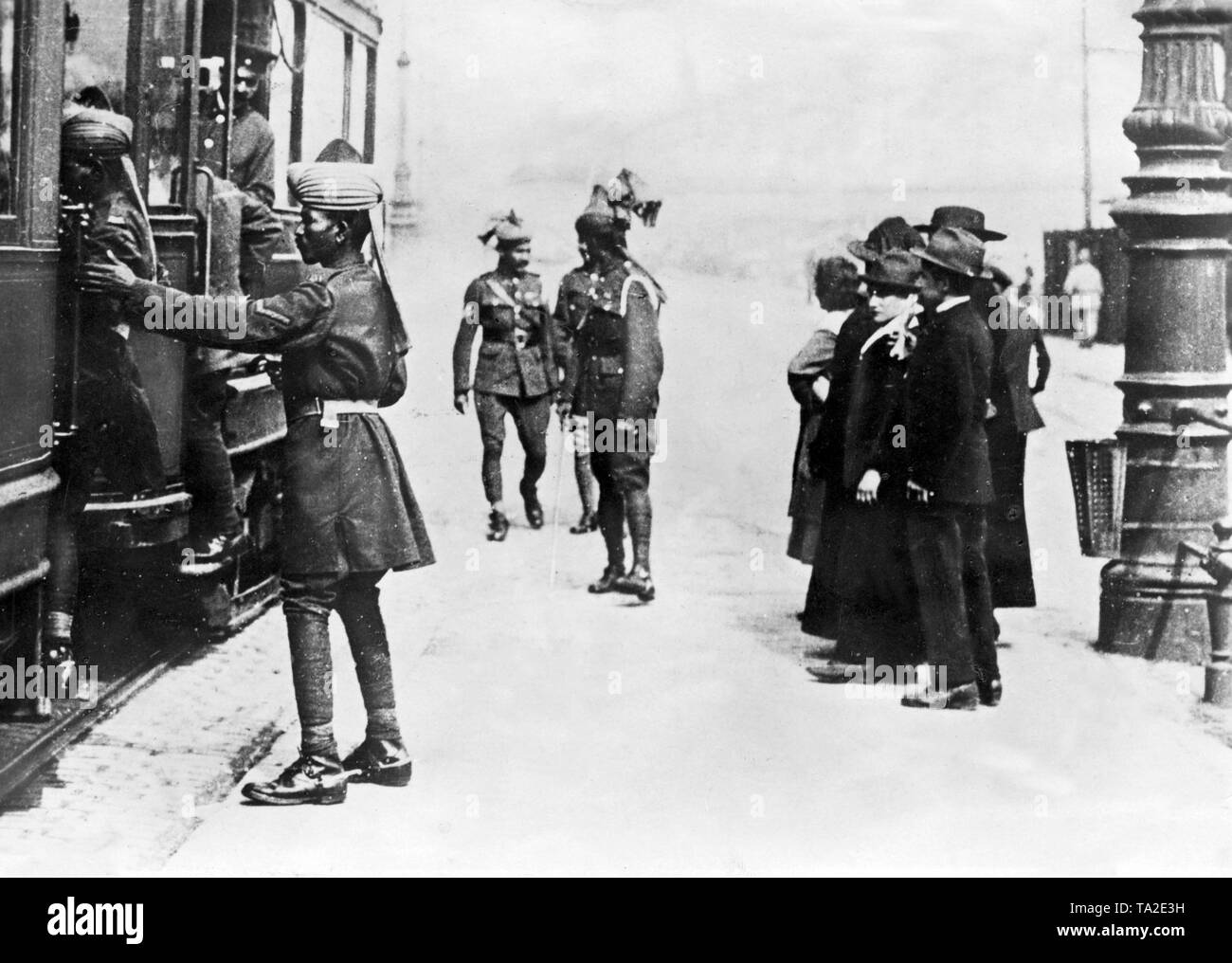 British soldiers india hi-res stock photography and images - Alamy