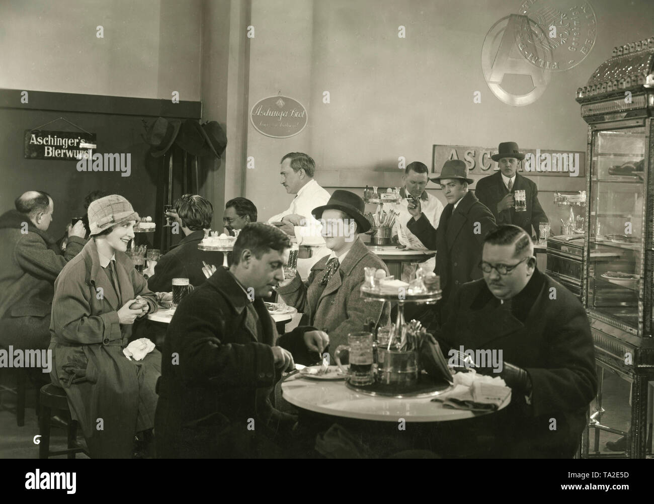 The restaurant Aschinger, 1928 Stock Photo - Alamy