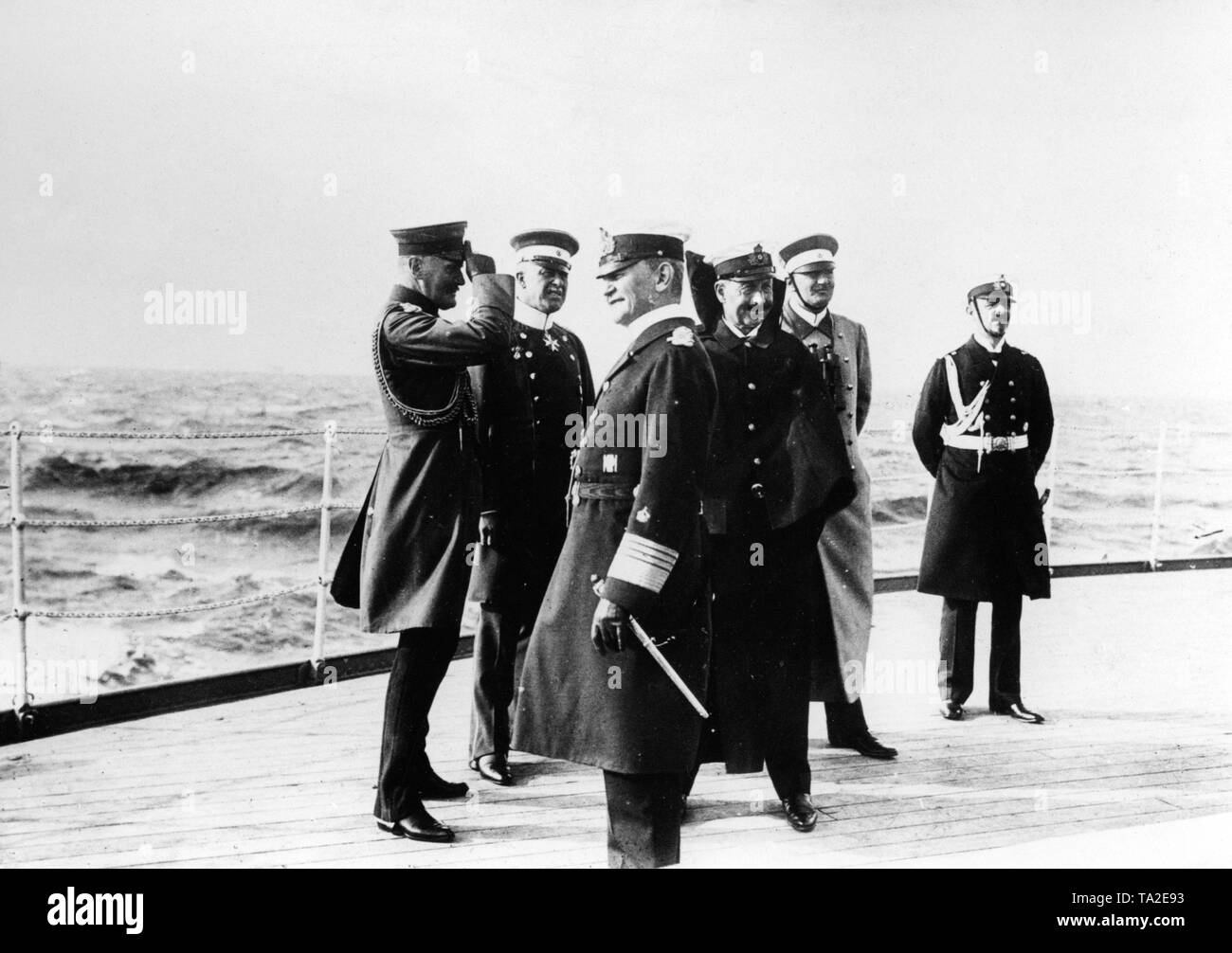 Admiral georg alexander von mueller Black and White Stock Photos ...
