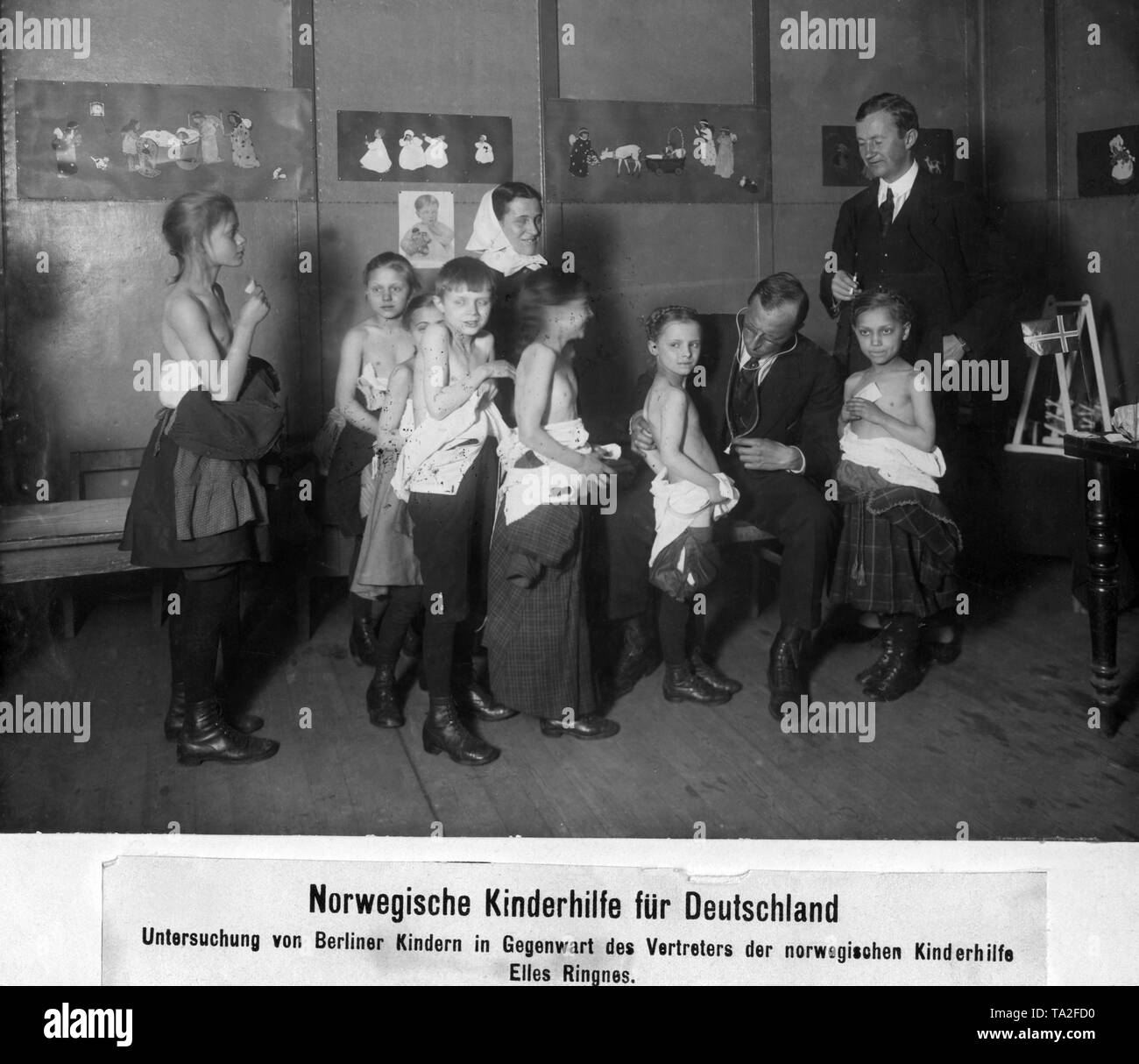 Child among Black and White Stock Photos & Images - Alamy