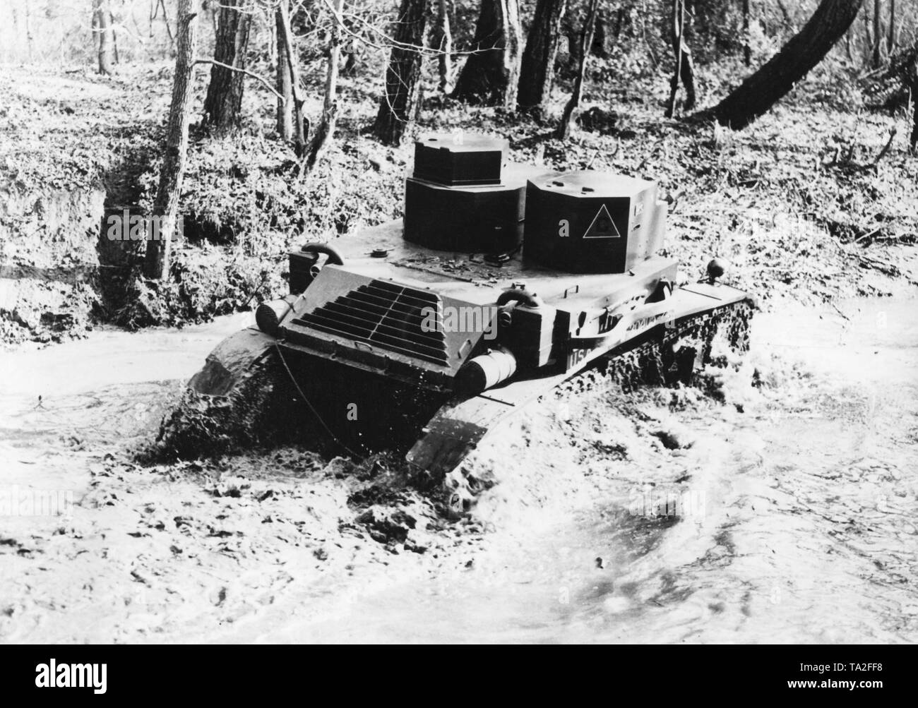 World war ii infantry units hi-res stock photography and images - Alamy