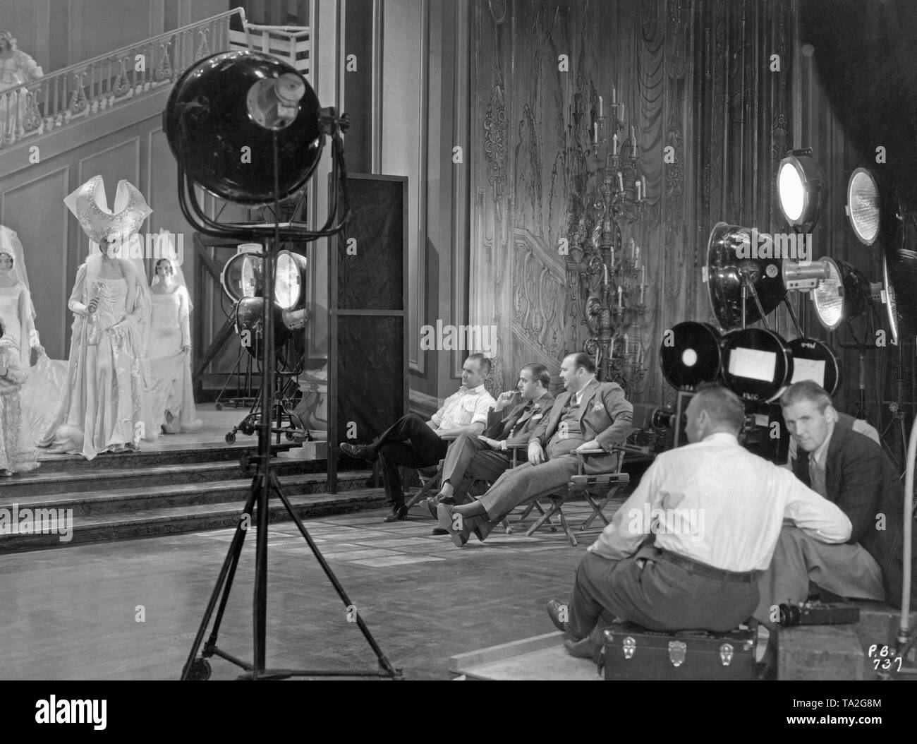 This photo shows the filming of the movie "The King of Jazz" with band ...