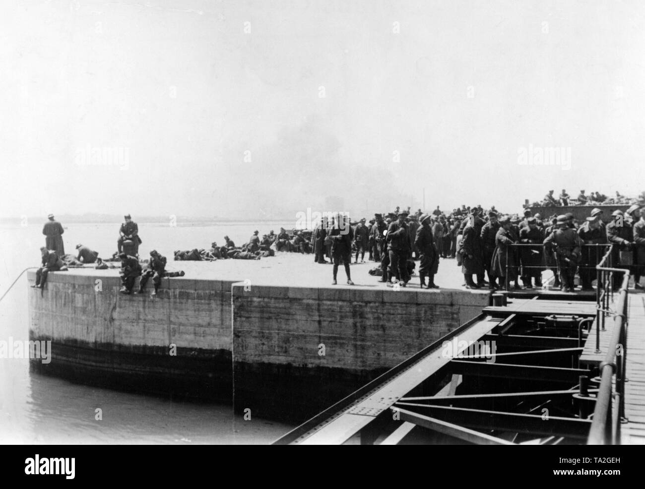 Dunkirk 1940 hi-res stock photography and images - Alamy