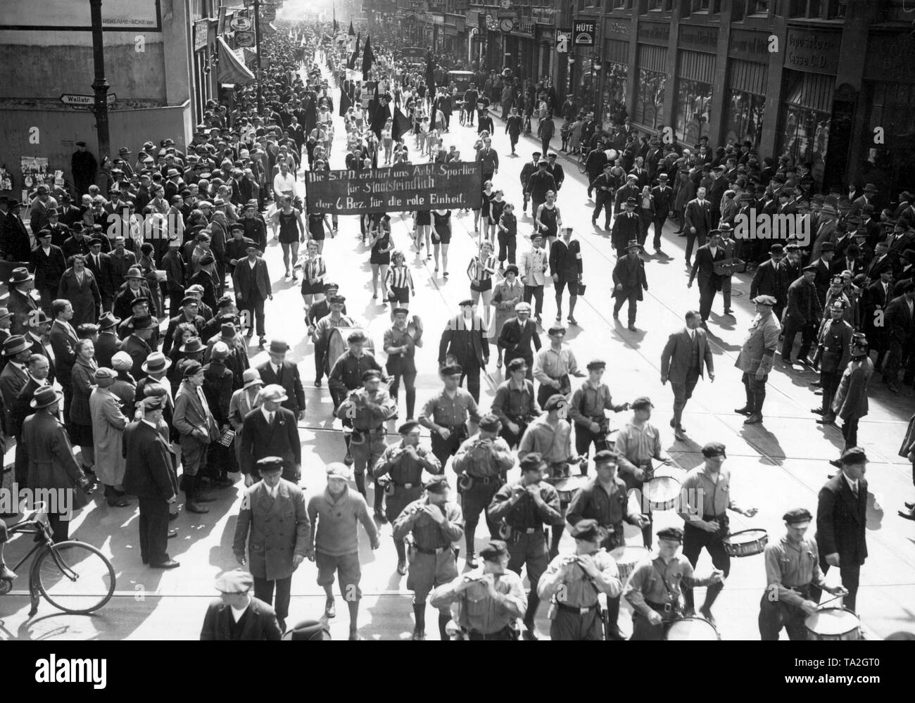 Roter front kpd Black and White Stock Photos & Images - Alamy