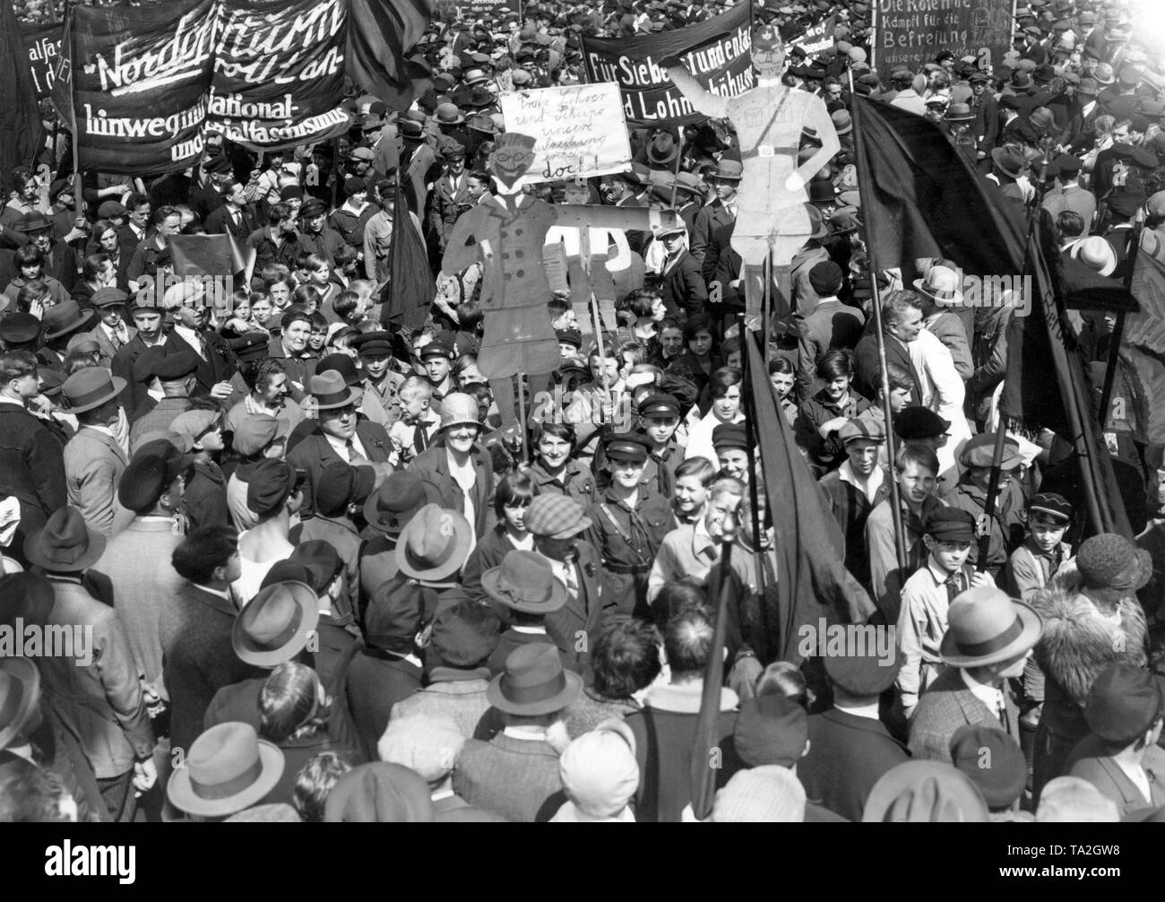 1920s poster party hi-res stock photography and images - Alamy
