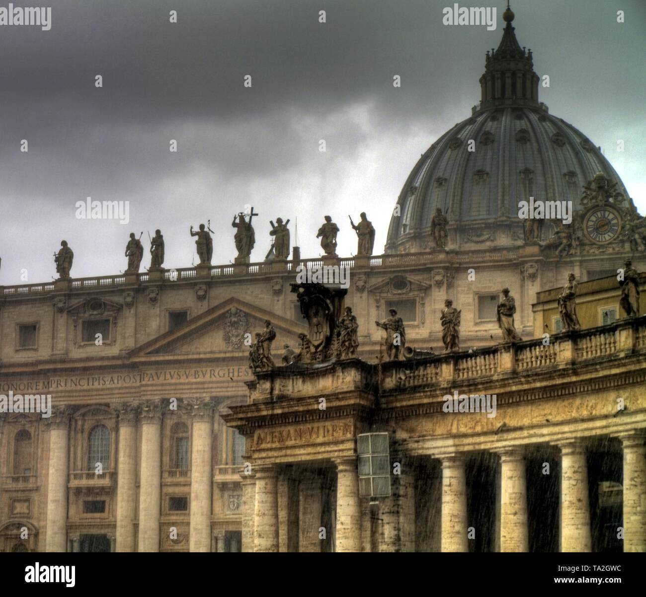 Popular Rome landmark in Italy on a rainy day Stock Photo - Alamy
