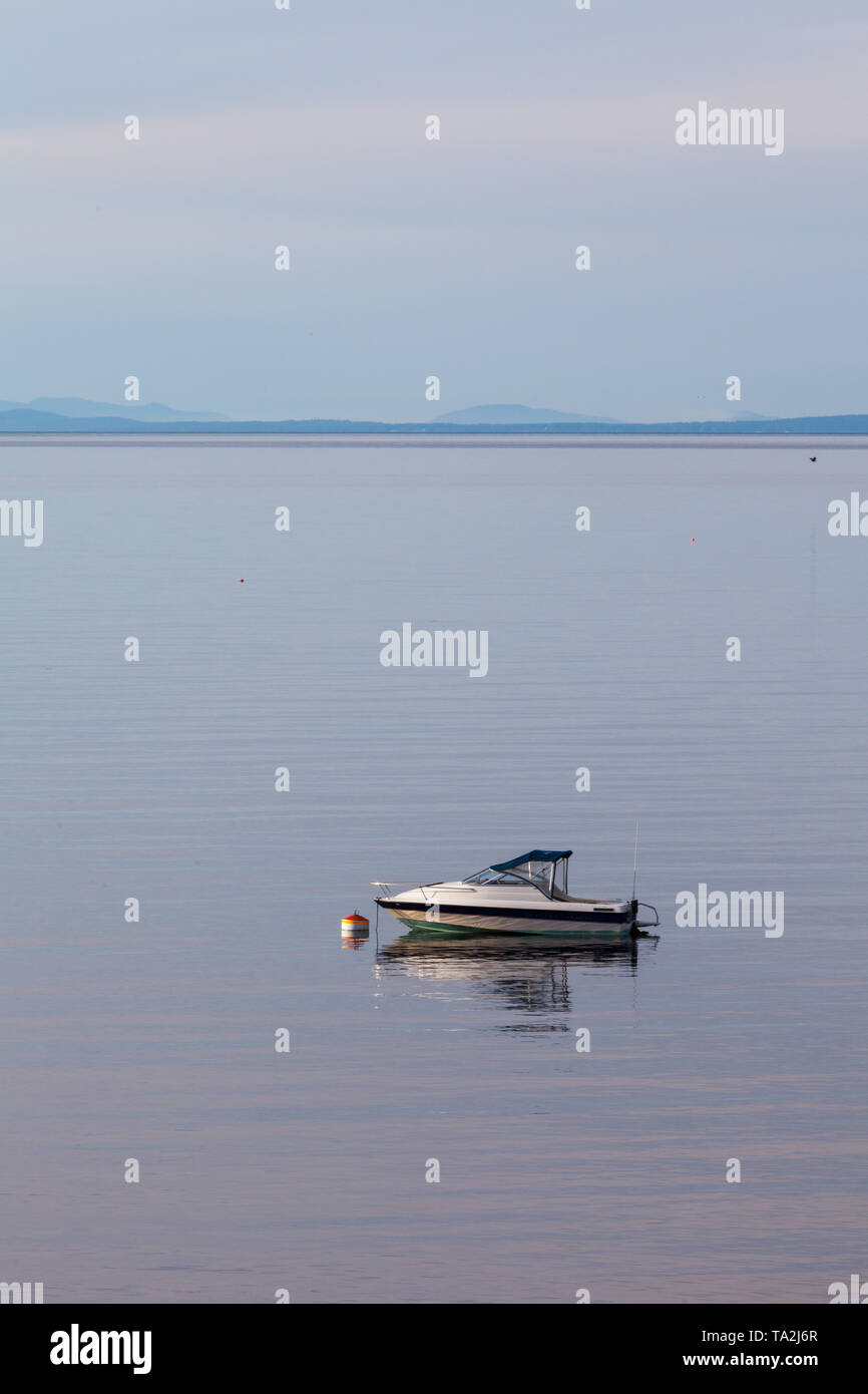 Tethered craft hi-res stock photography and images - Alamy