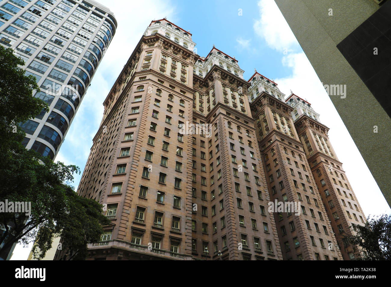 SAO PAULO, BRAZIL - MAY 9, 2019: Martinelli Building in downtown of Sao ...