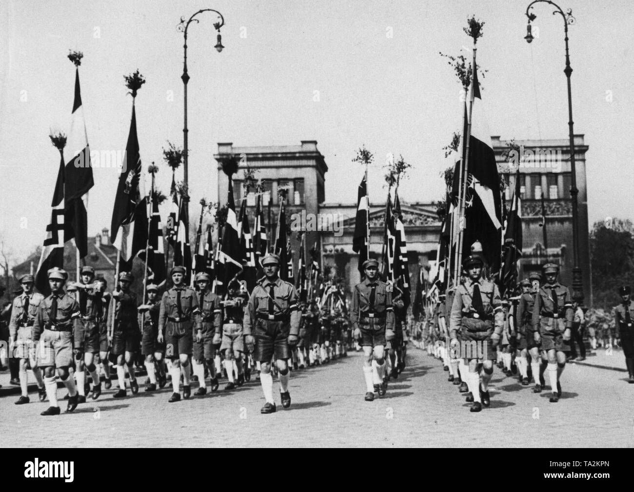 Nazism young High Resolution Stock Photography and Images - Alamy