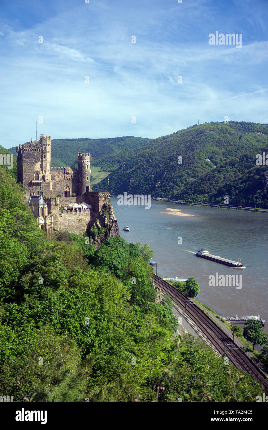 Schloss burg rheinstein hi-res stock photography and images - Alamy