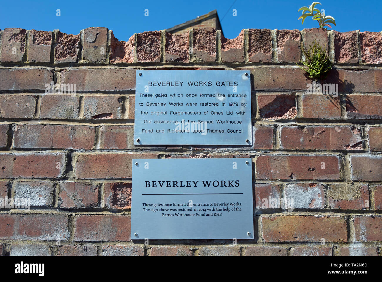 wall plaques commemorating the 1979 restoration of the adjacent ...