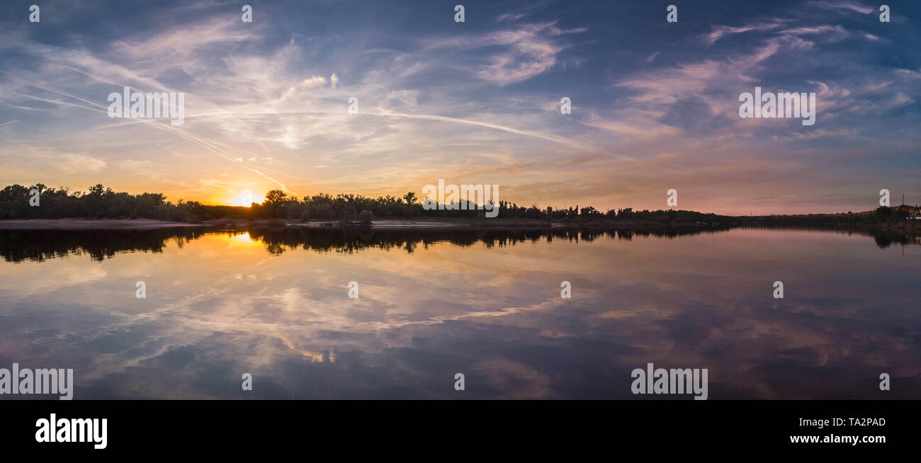 Sunlight reflection on blue lake hi-res stock photography and images ...