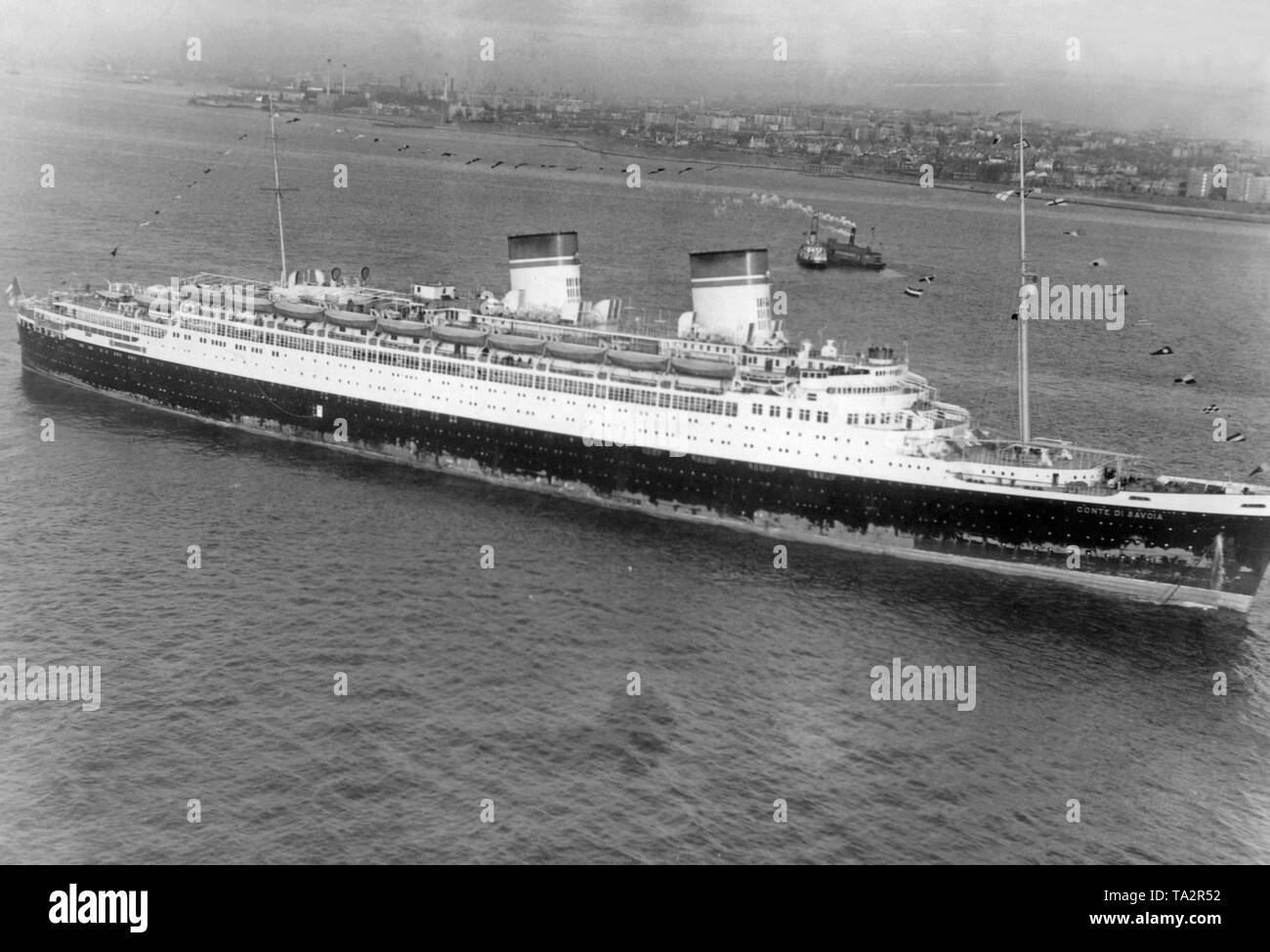 The Italian fast steamer "Conte de Savoia Stock Photo - Alamy