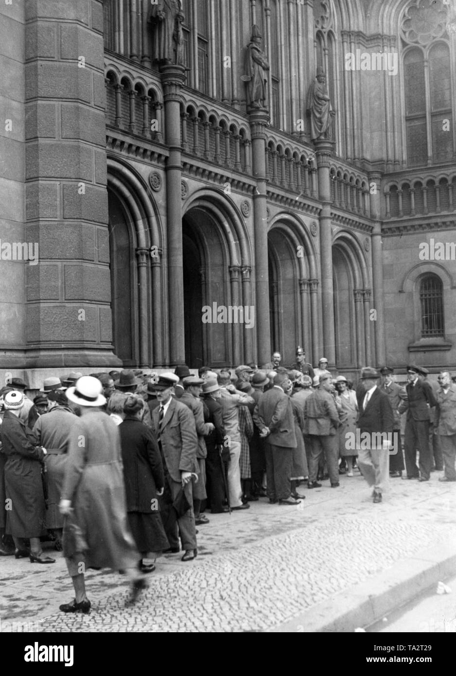 Court trial scene hi-res stock photography and images - Alamy