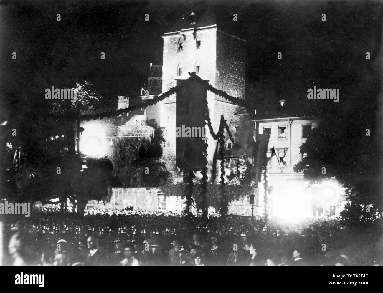 The departure of the Allied occupation troops was celebrated in front ...