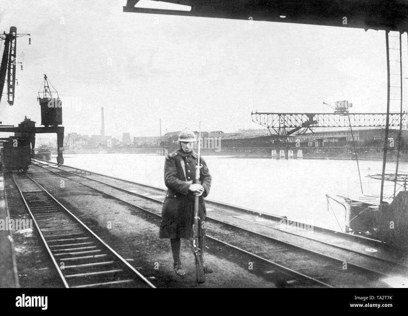1920s train hi-res stock photography and images - Alamy