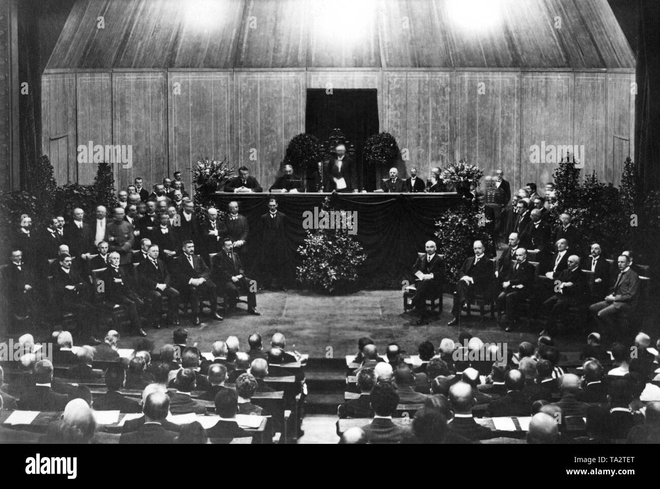 Ebert friedrich 1919 hi-res stock photography and images - Alamy