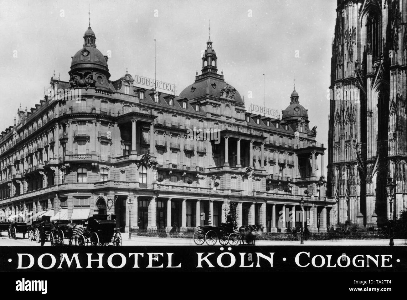 Cologne 1945 hi-res stock photography and images - Alamy