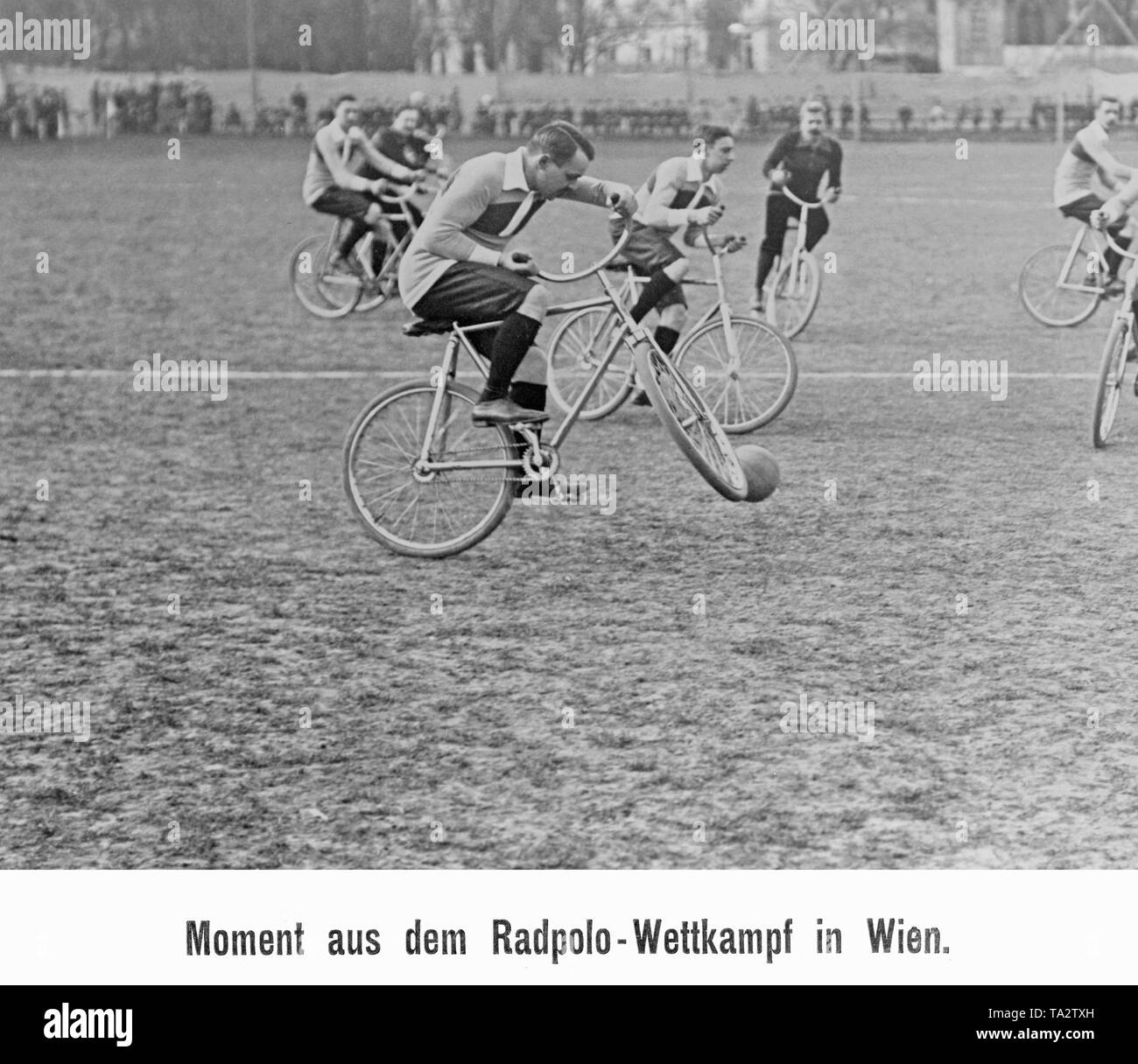 1914 april Black and White Stock Photos & Images - Alamy