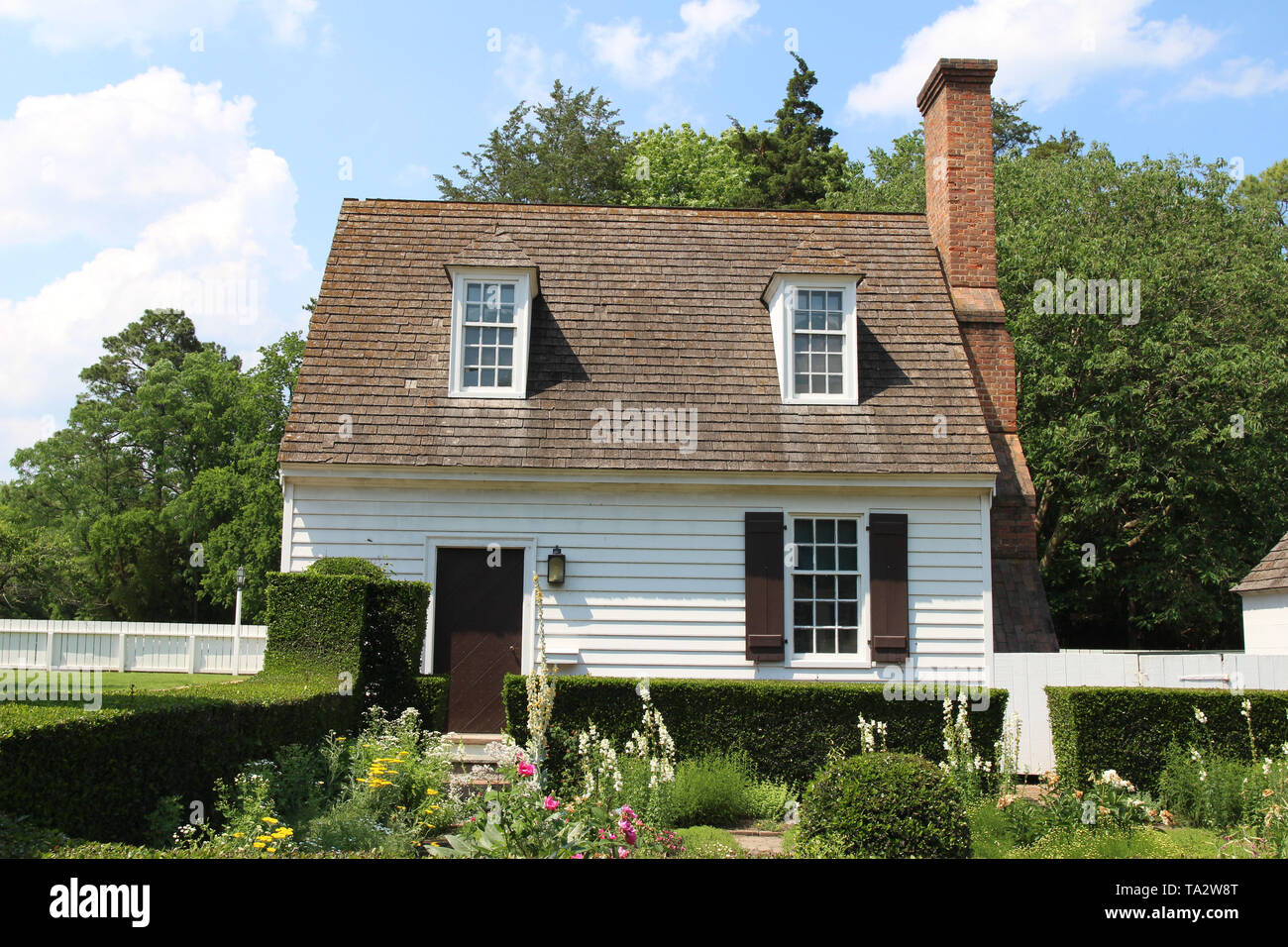 A front view of a colonial style house with garden, Virginia, USA Stock ...