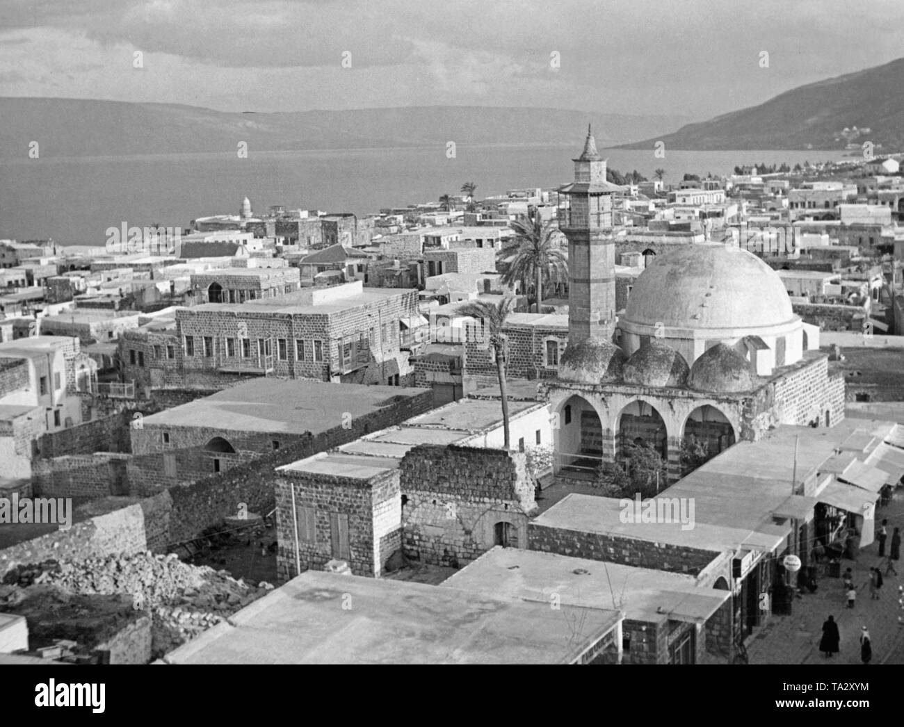 Al omari mosque hi-res stock photography and images - Alamy