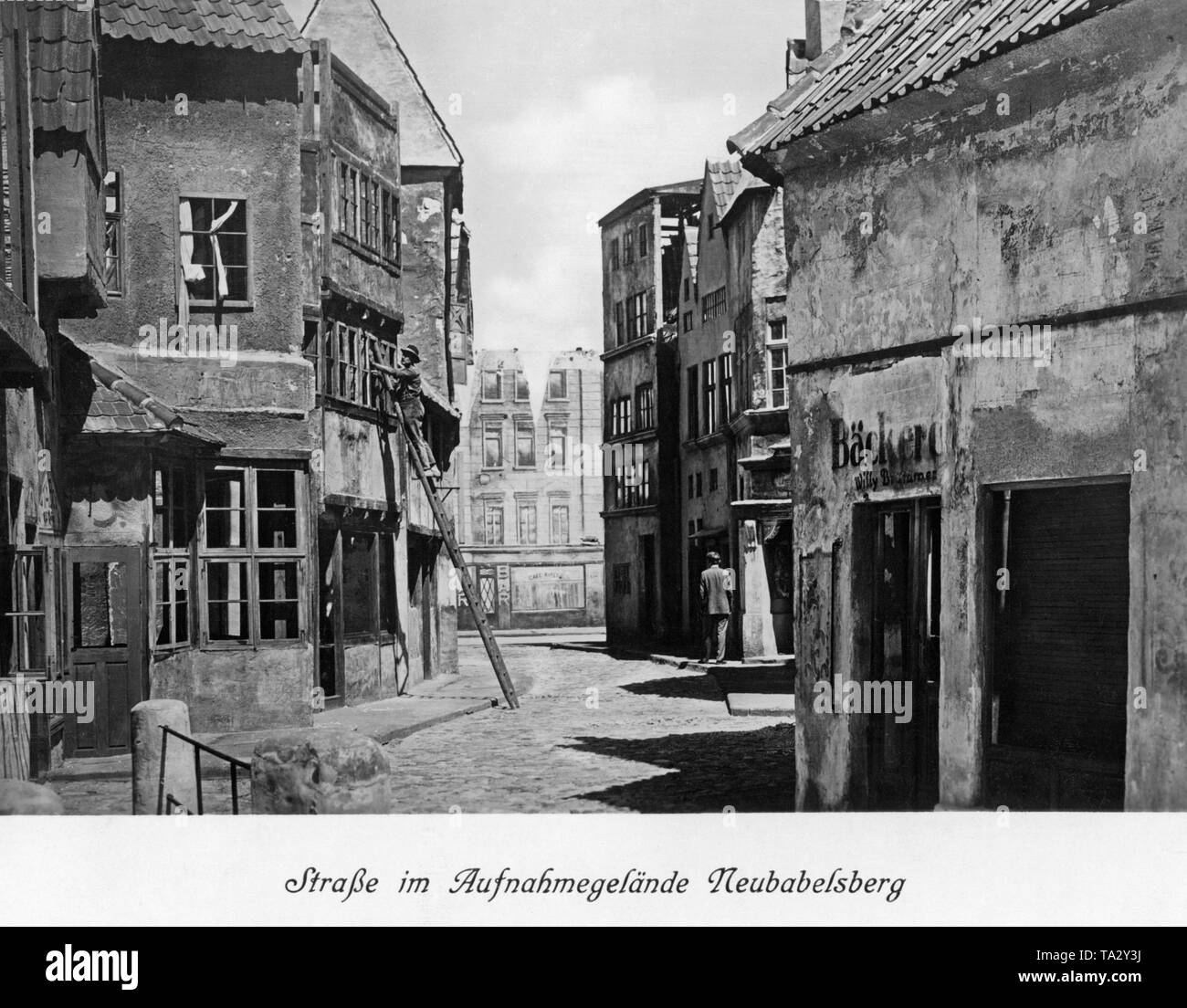 This photograph shows a street on the UFA grounds in Neubabelsberg ...