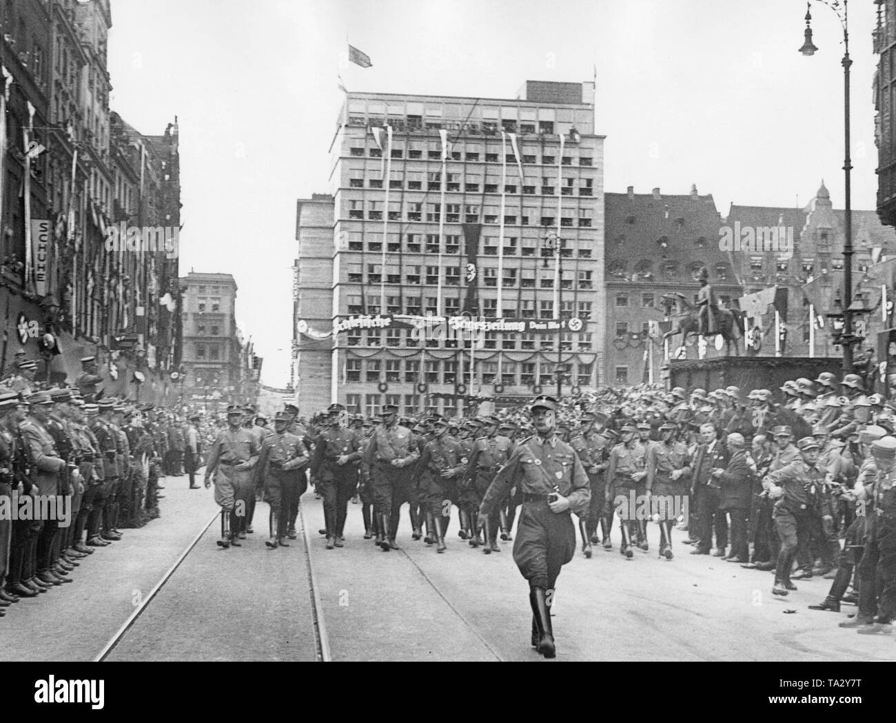 Sa paramilitary nazi sturmabteilung hi-res stock photography and images ...