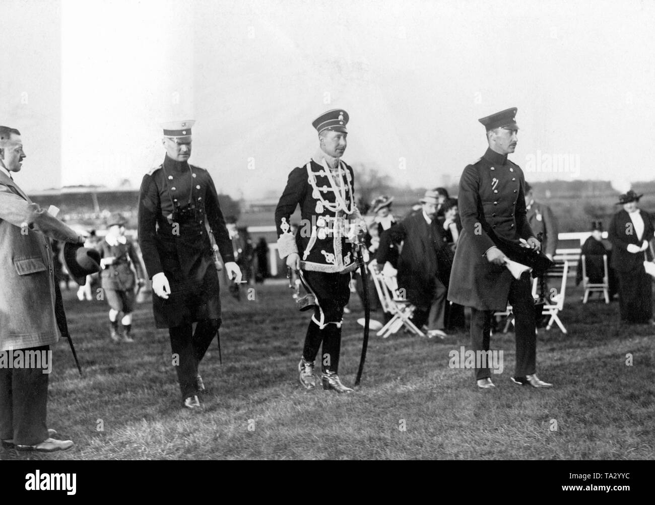 Crown Prince Wilhelm (3rd from left) in the uniform of the ...