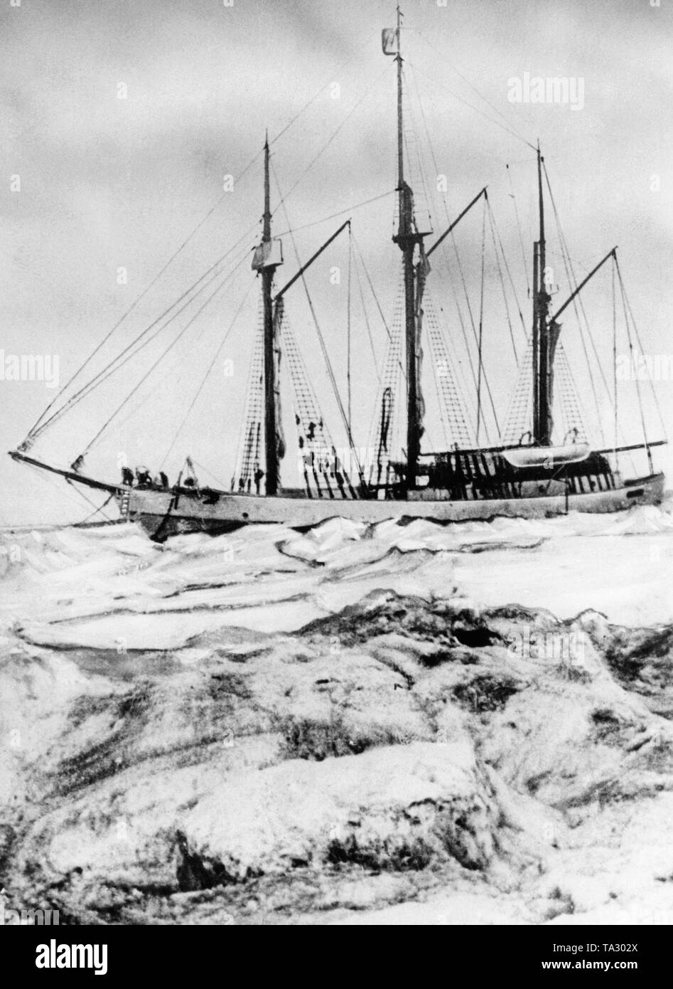 Polar ship maud hi-res stock photography and images - Alamy