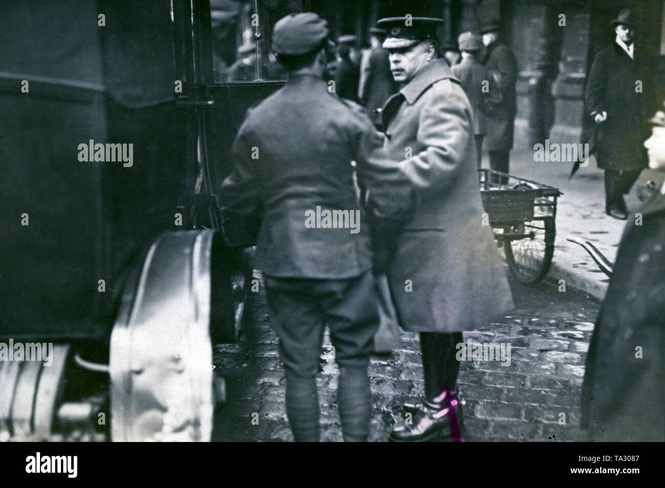 An English officer of the Control Commission arrives in Berlin to ...