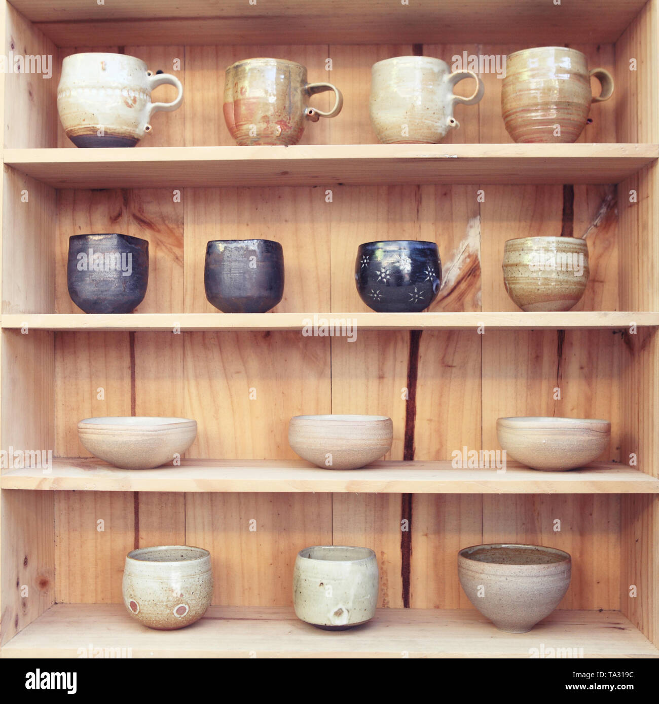 Handmade crockery kitchen hi-res stock photography and images - Alamy