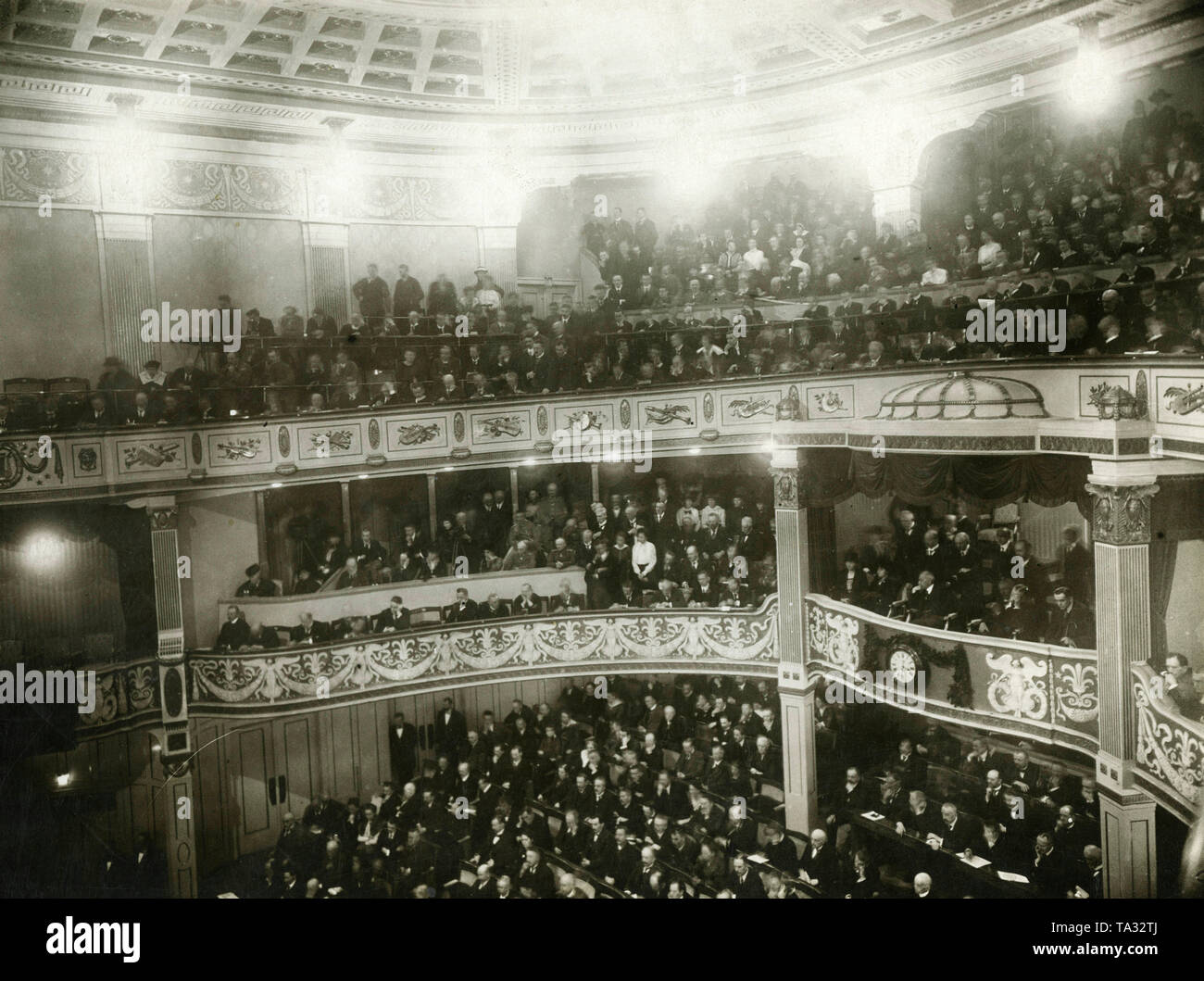 National assembly weimar hi-res stock photography and images - Alamy