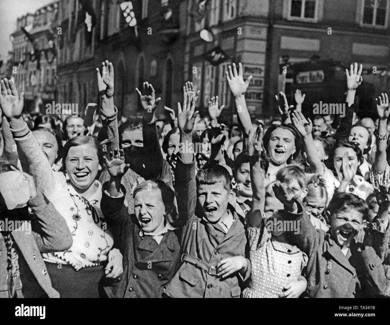 Hitler czech 1938 hi-res stock photography and images - Alamy