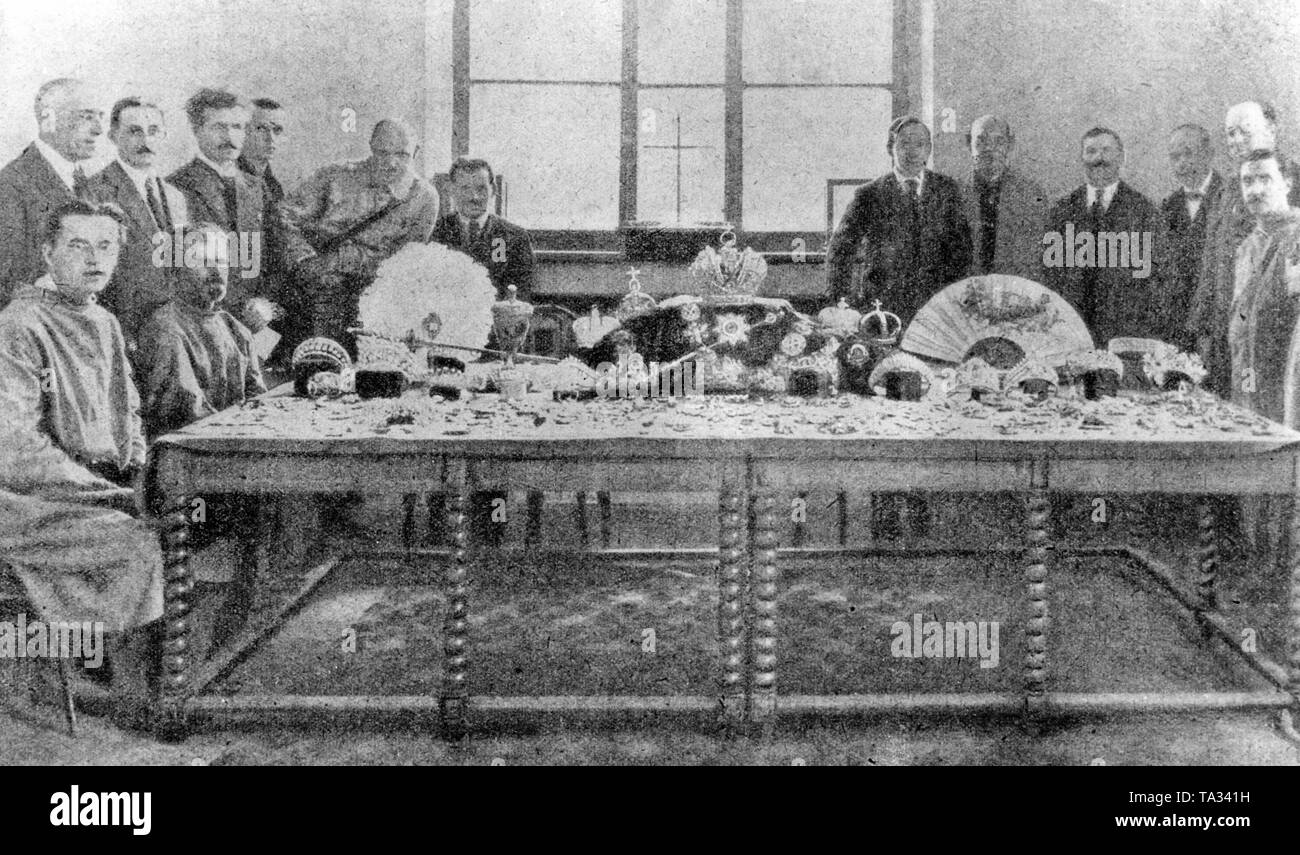 A group of international experts estimates the value of the crown ...