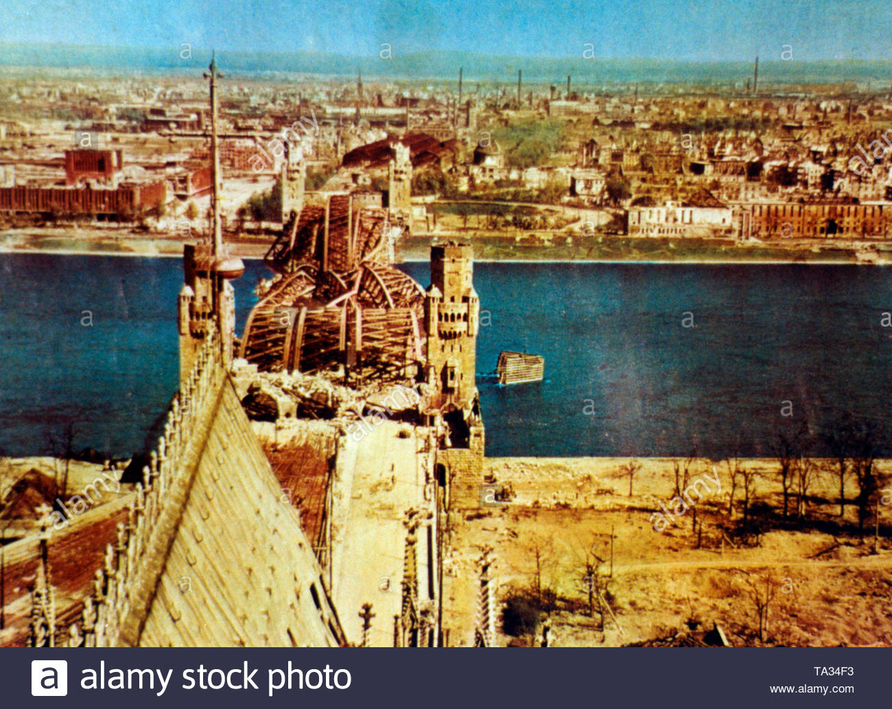 Cologne 1945 High Resolution Stock Photography and Images - Alamy