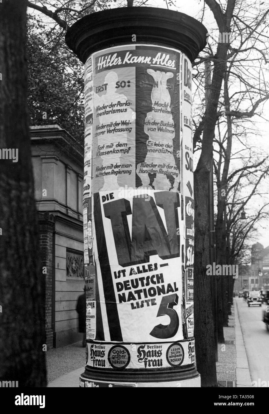 1930s national posters Black and White Stock Photos & Images - Alamy