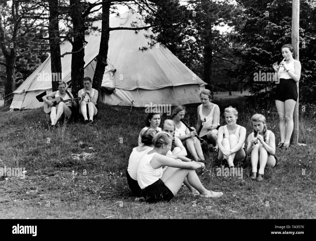 Bdm camp hi-res stock photography and images - Alamy