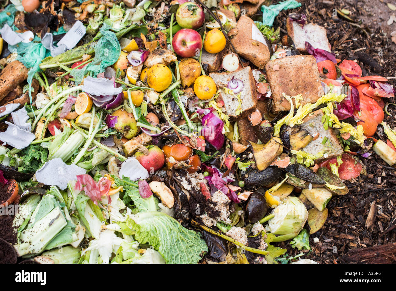 Kitchen waste hi-res stock photography and images - Alamy