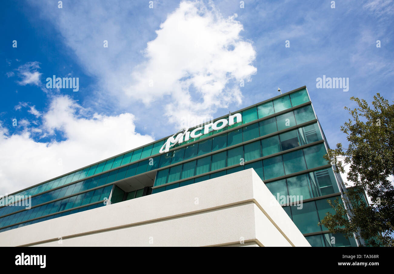 Logo mu logo hi-res stock photography and images - Alamy