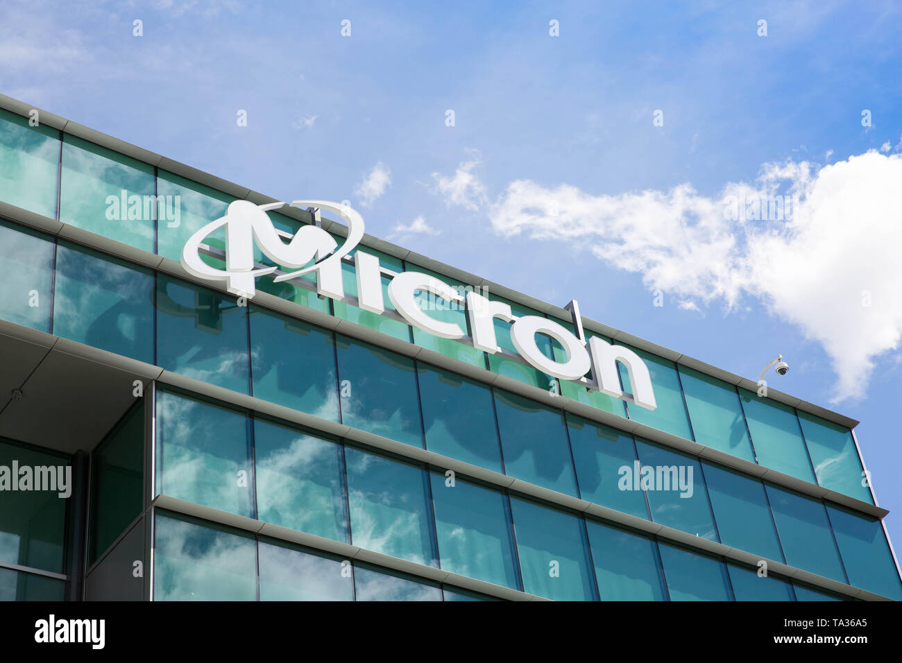 Micron share hi-res stock photography and images - Alamy