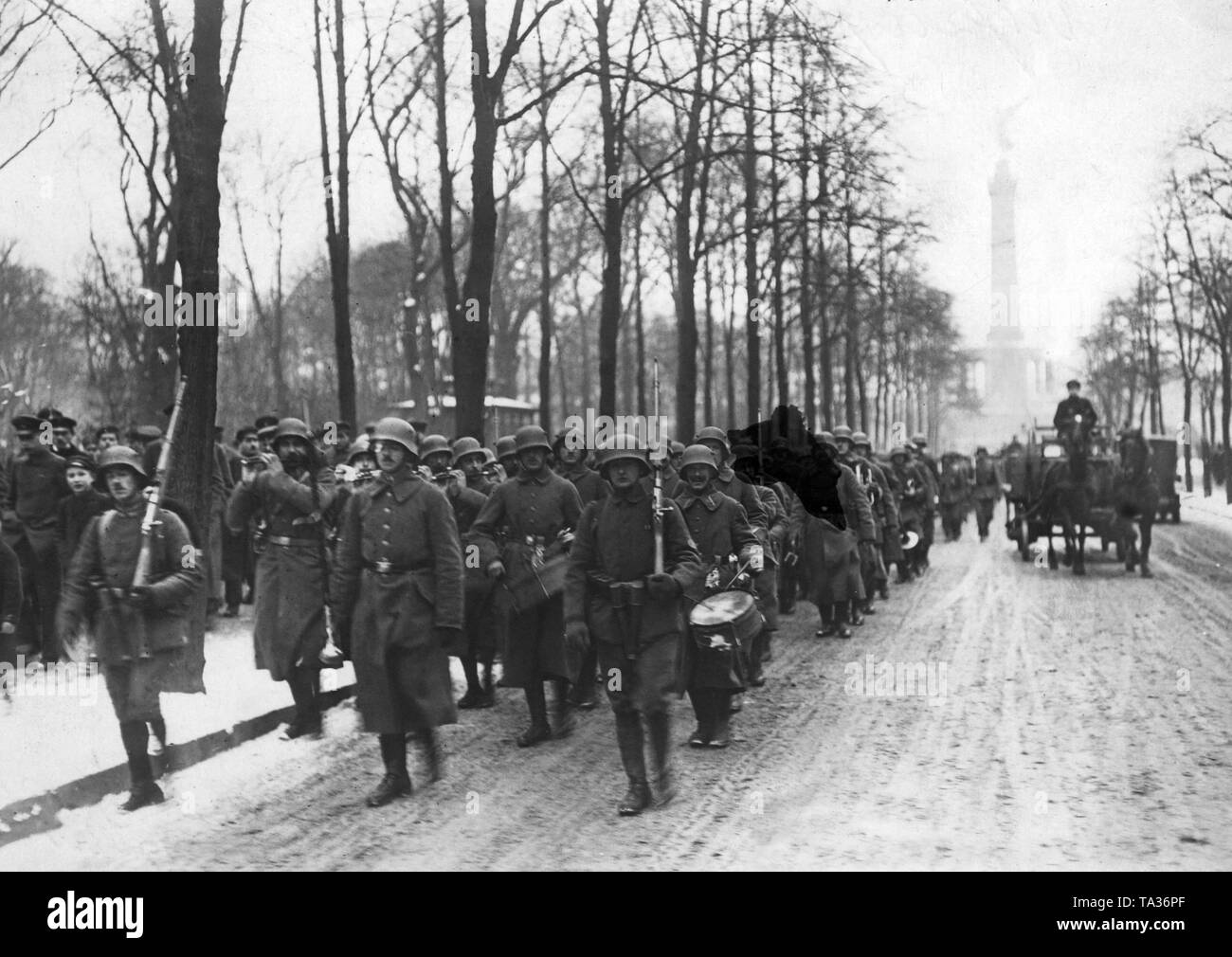 Freikorps freikorps soldiers Black and White Stock Photos & Images - Alamy