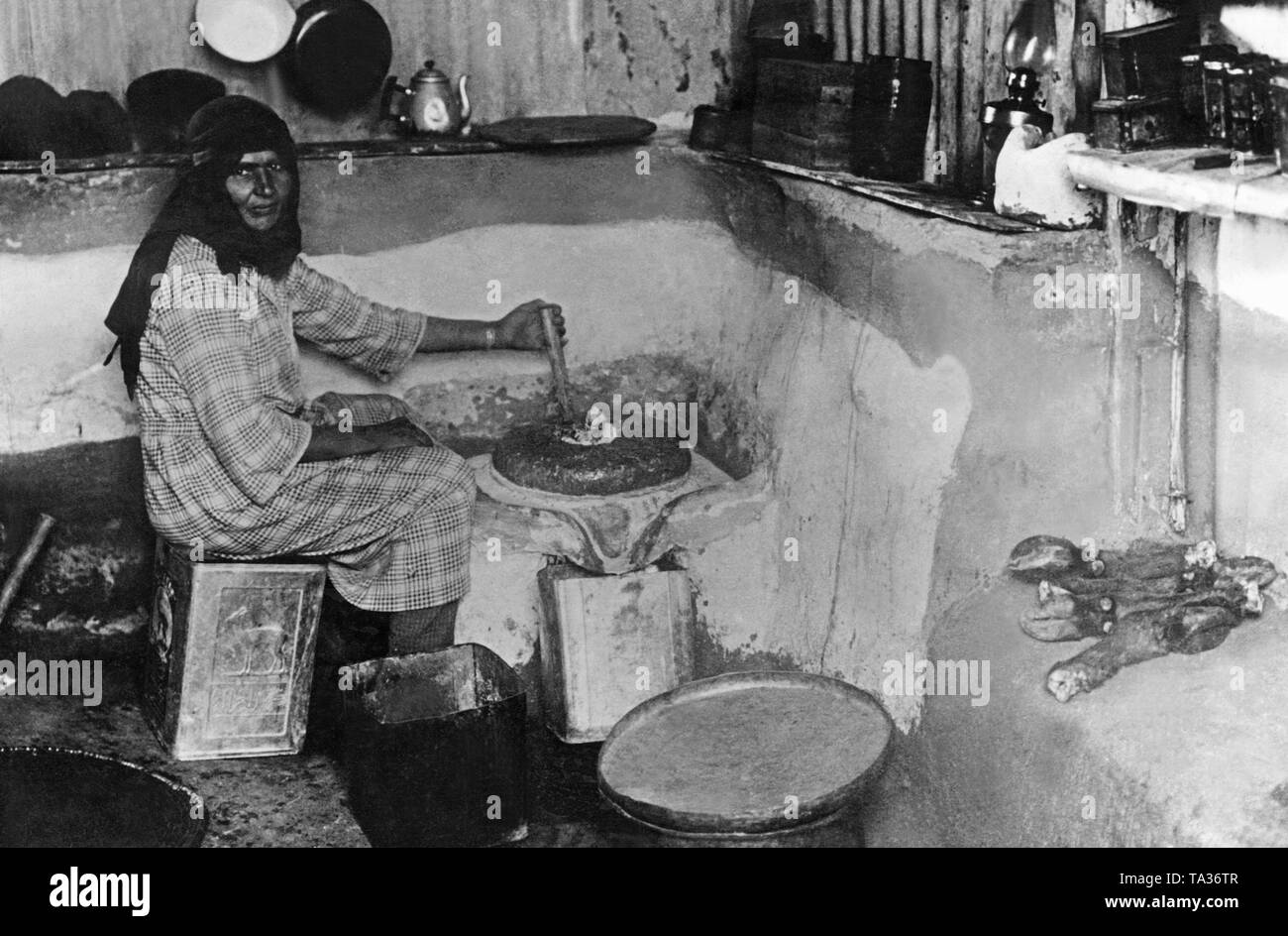 A Jewish settler in her kitchen in Palestine Stock Photo - Alamy