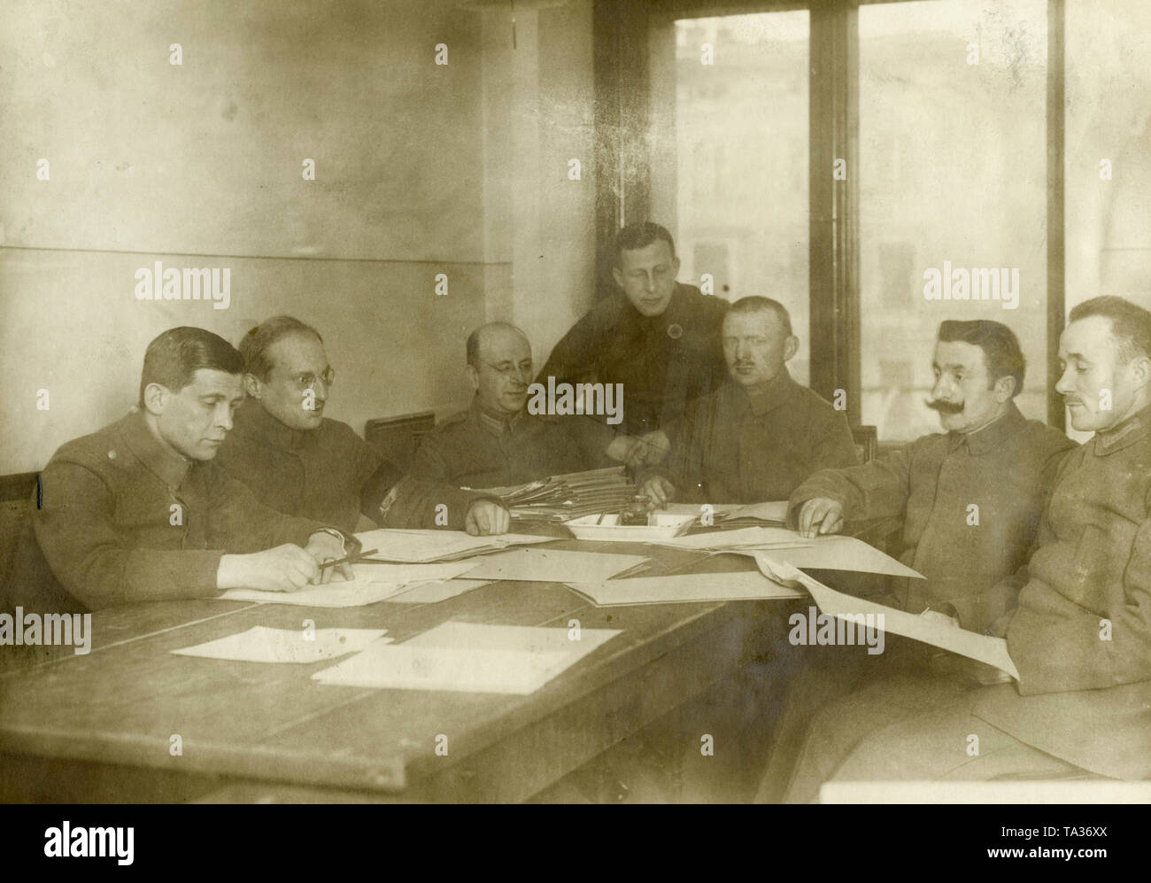 Soviet workers' council hi-res stock photography and images - Alamy