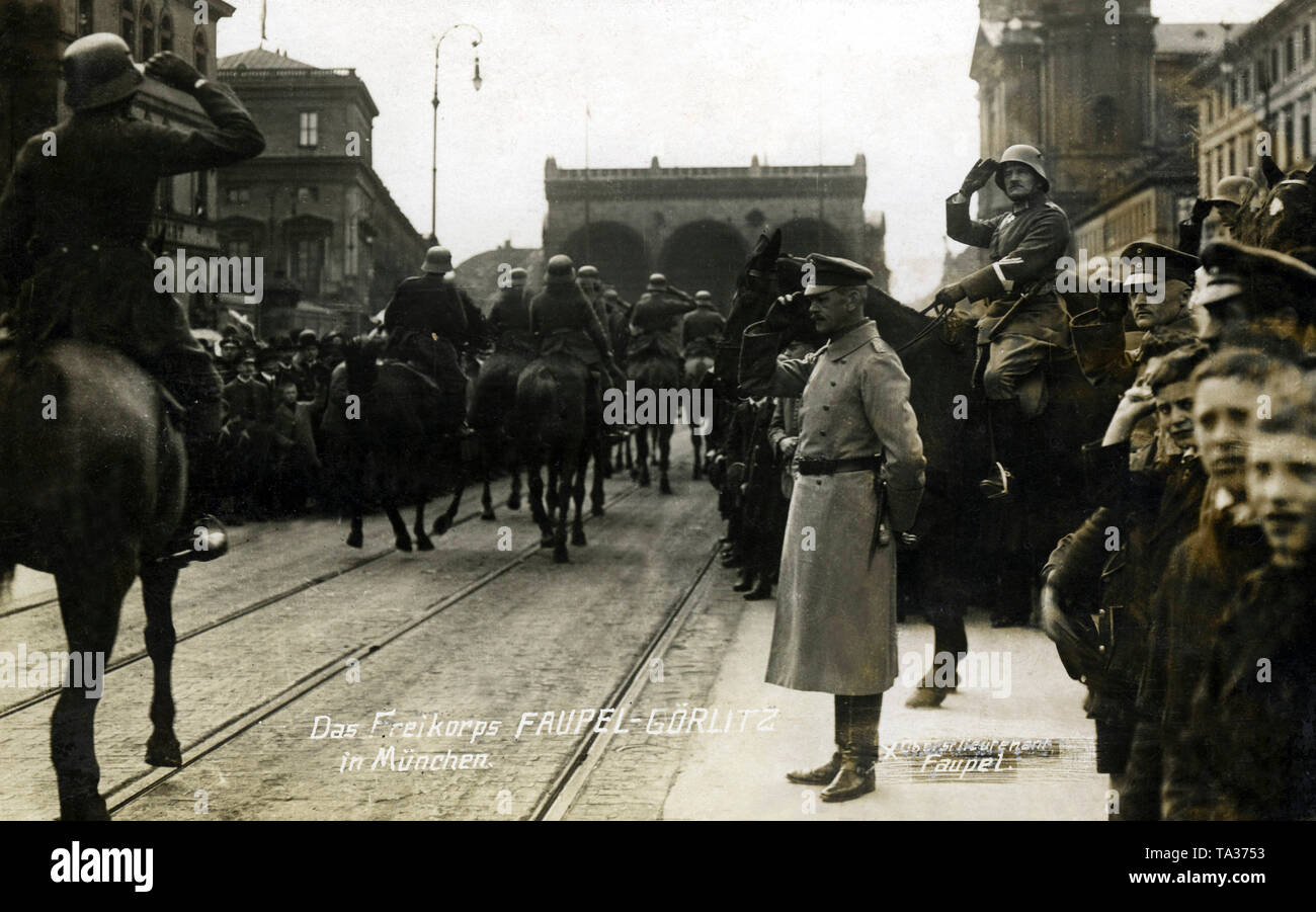 The Freikorps Faupel-Goerlitz marched ceremoniously into the city ...