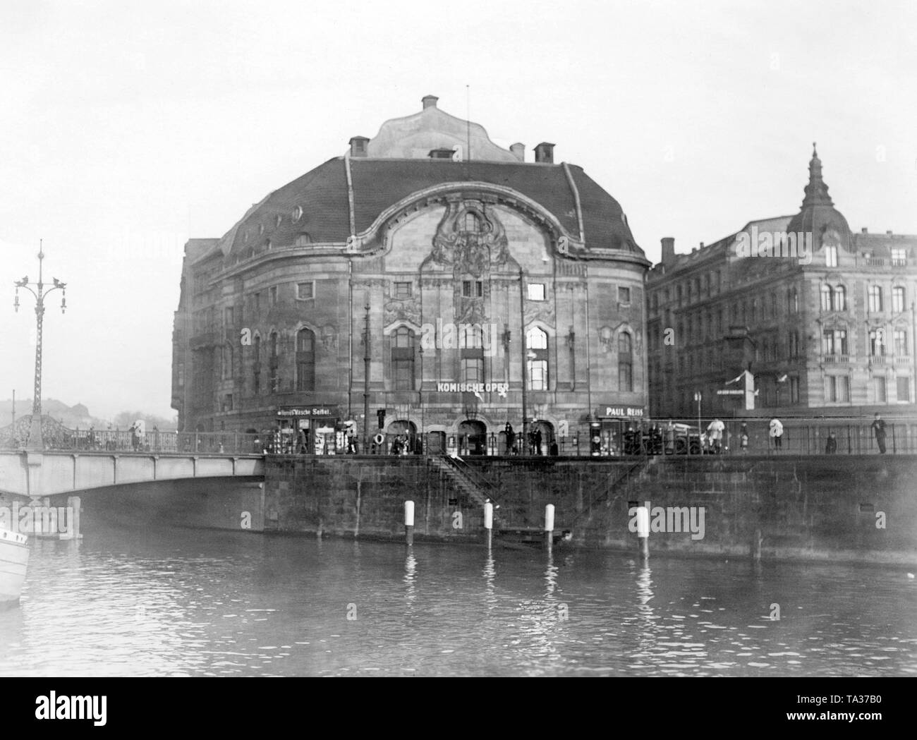 Spree bridge Black and White Stock Photos & Images - Alamy