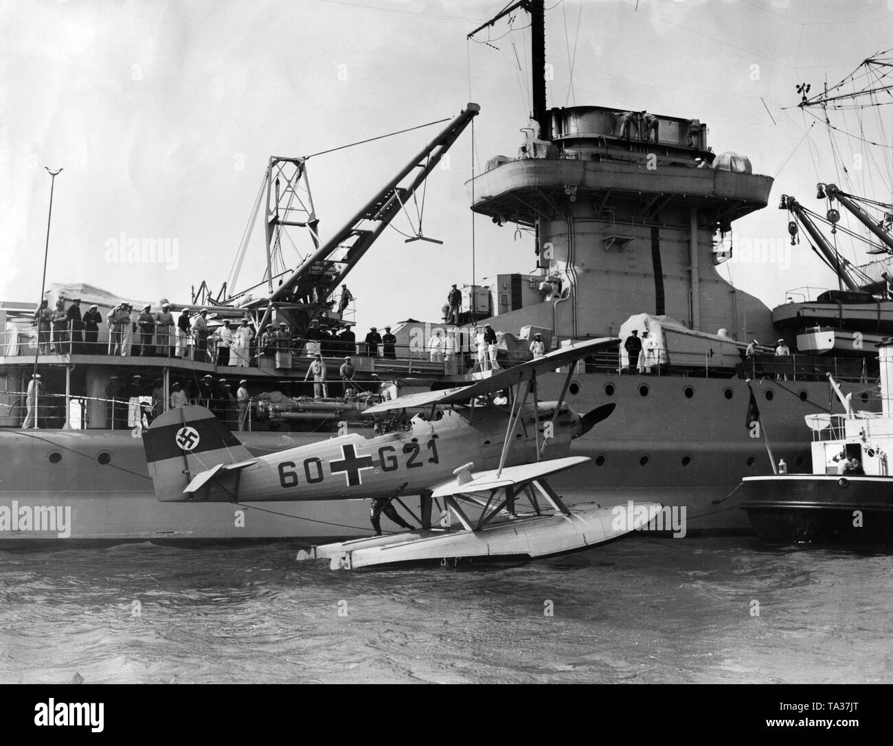 During a naval review at Swinemuende, the light cruiser "Nuremberg ...