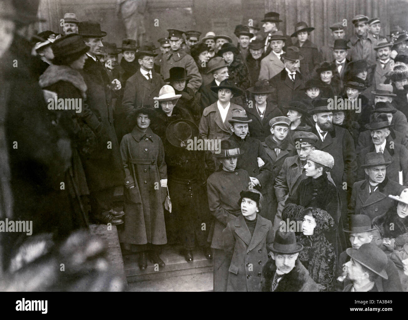 Nationalversammlung hi-res stock photography and images - Alamy