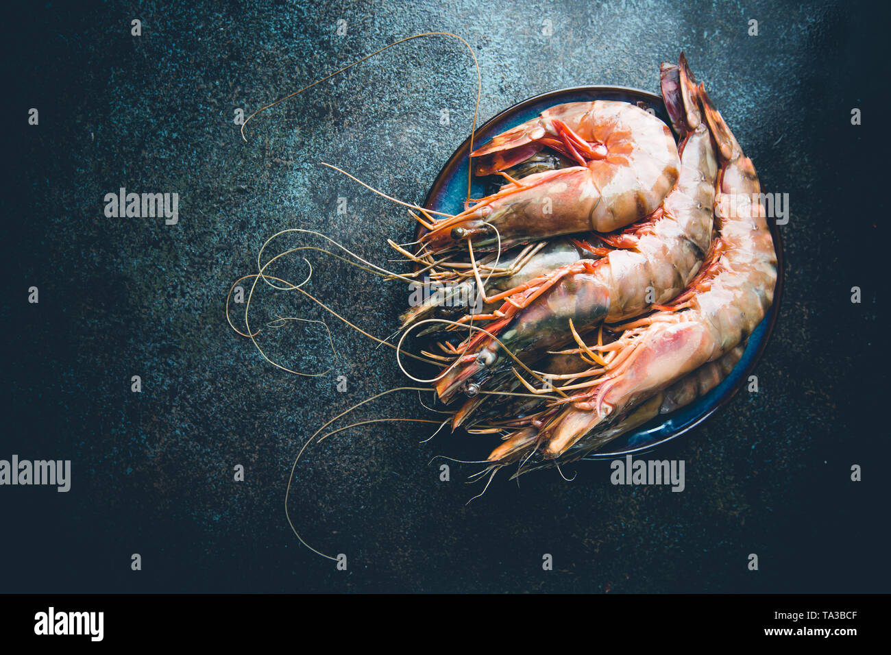 Raw fresh Tiger Prawns Stock Photo - Alamy