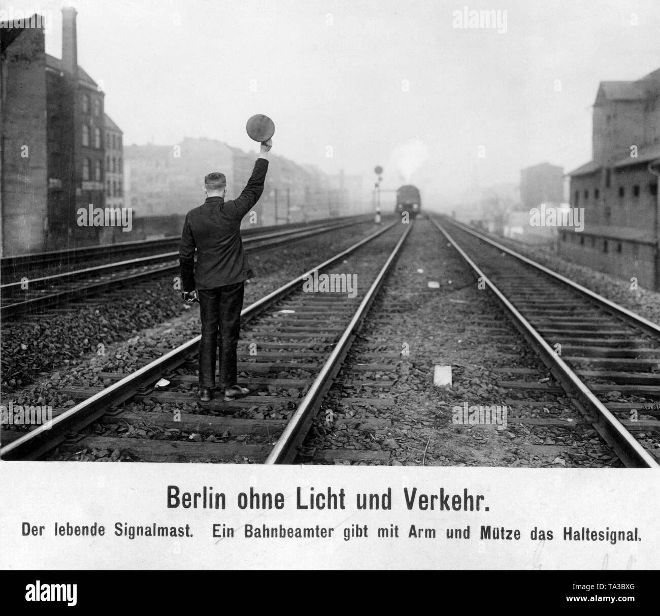 Mast cap Black and White Stock Photos & Images - Alamy